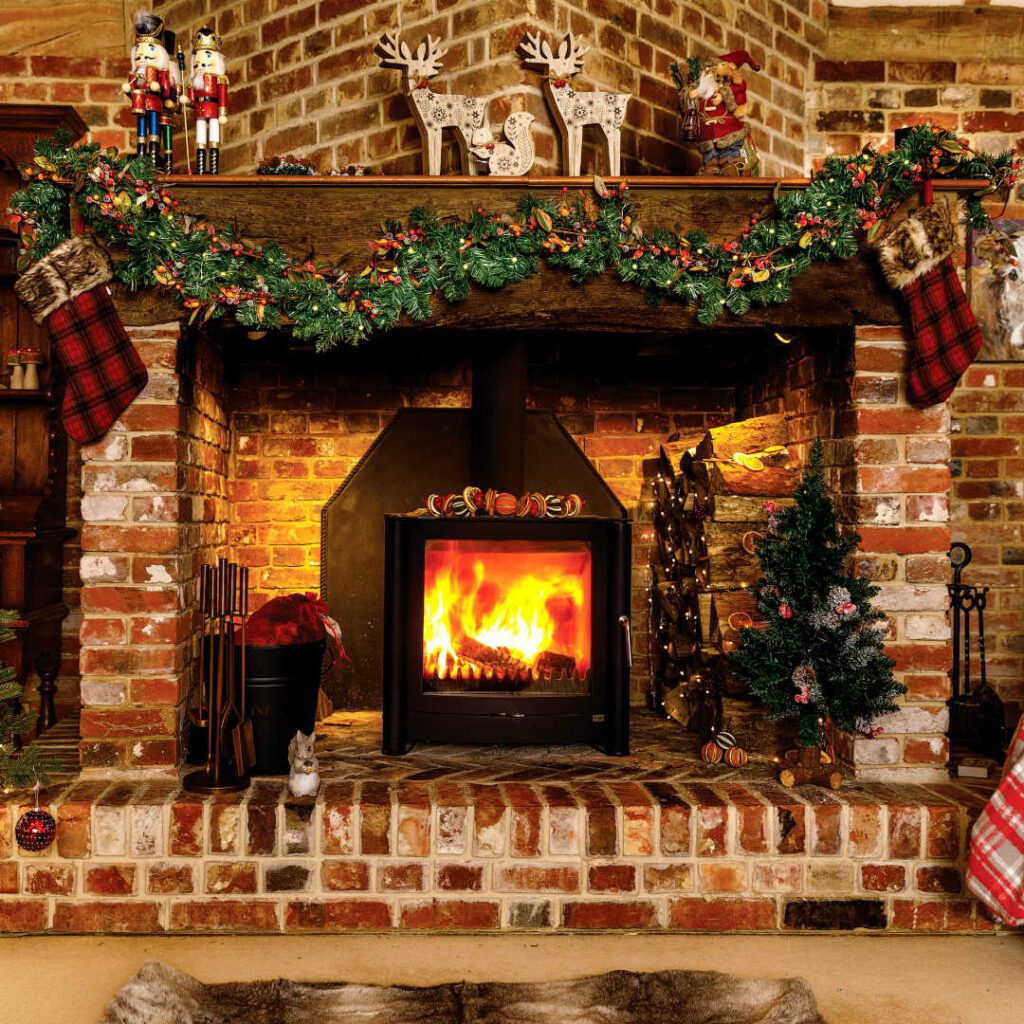 Classic Christmas Theme: A Decorating Guide - Hillier