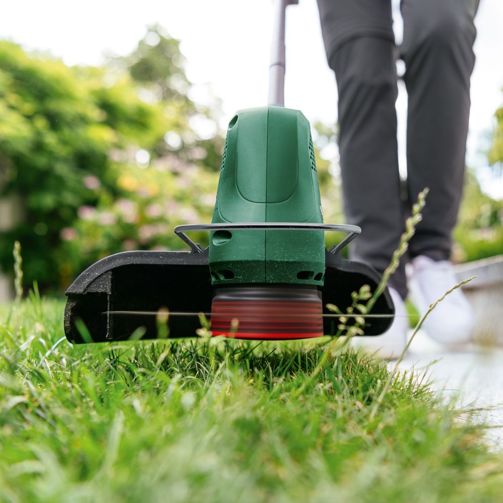 Bosch EasyGrassCut 23cm 18V Cordless Grass Trimmer Lawn Edger with 2Ah Battery Charger